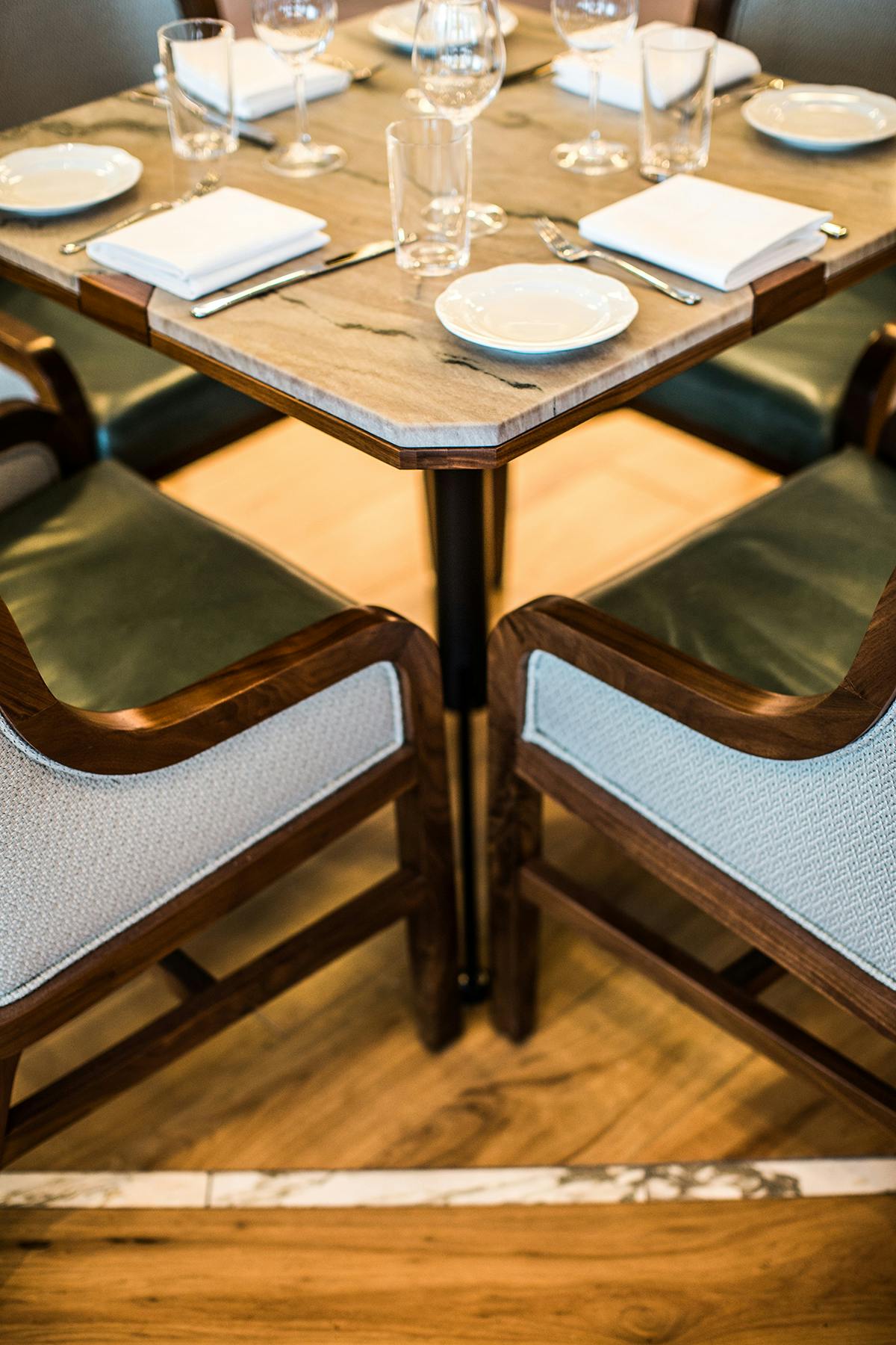 Walnut Street Café by Parts and Labor Design