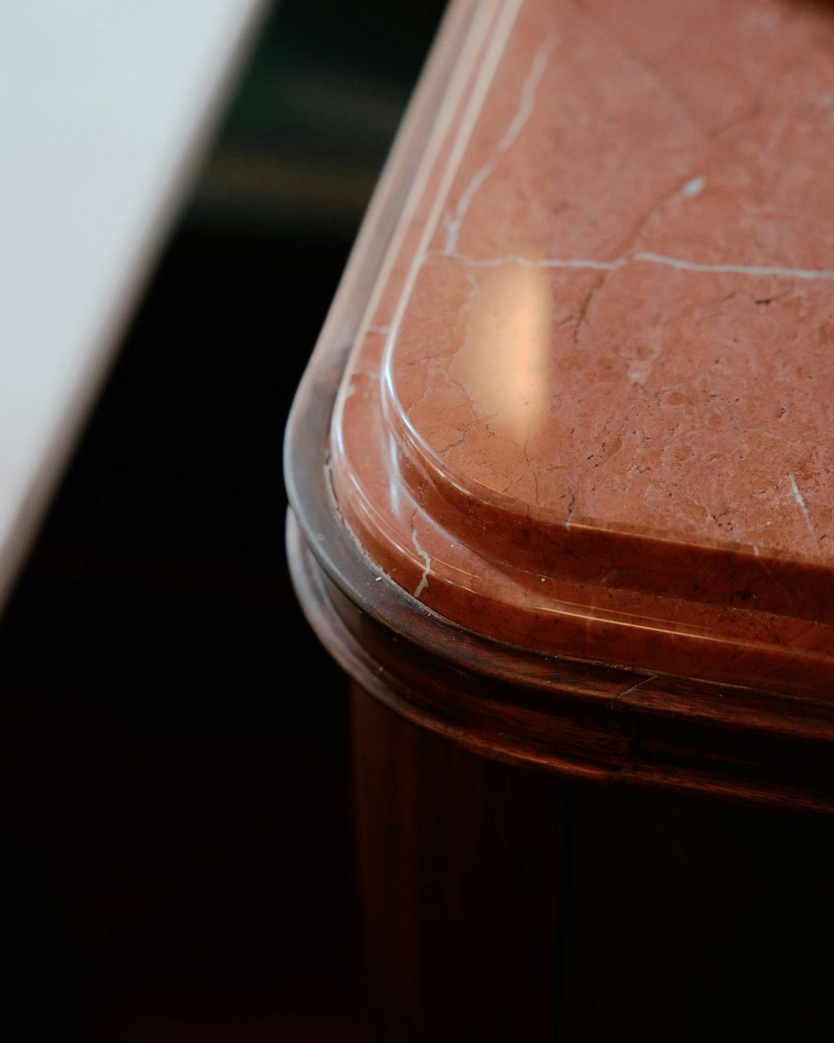 Lupetto | Parts and Labor Design